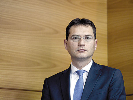 DAN MANOLESCU: CREȘTEREA COMERȚULUI ILICIT CU PRODUSE DE TUTUN, O ...