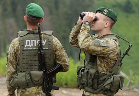UKRAINIAN BORDER SERVICE NOTICED NO MOVEMENTS OF MILITARY EQUIPMENT OR ...